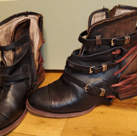 Freebird by Steven | Shoes | Steve Madden Freebird Collection Leather Boots Siz | Poshmark